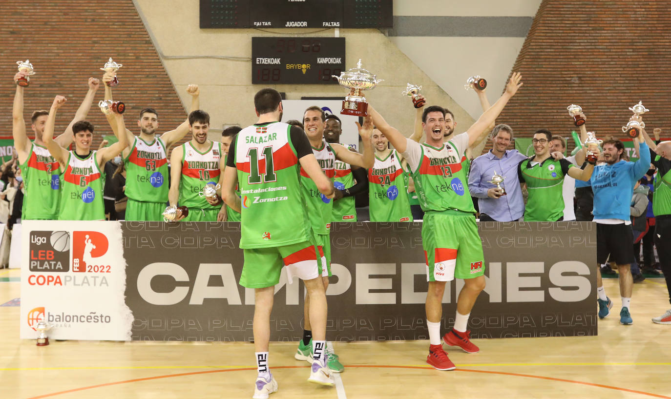Fotos: El Zornotza se lleva su primera Copa Leb Plata | El Correo