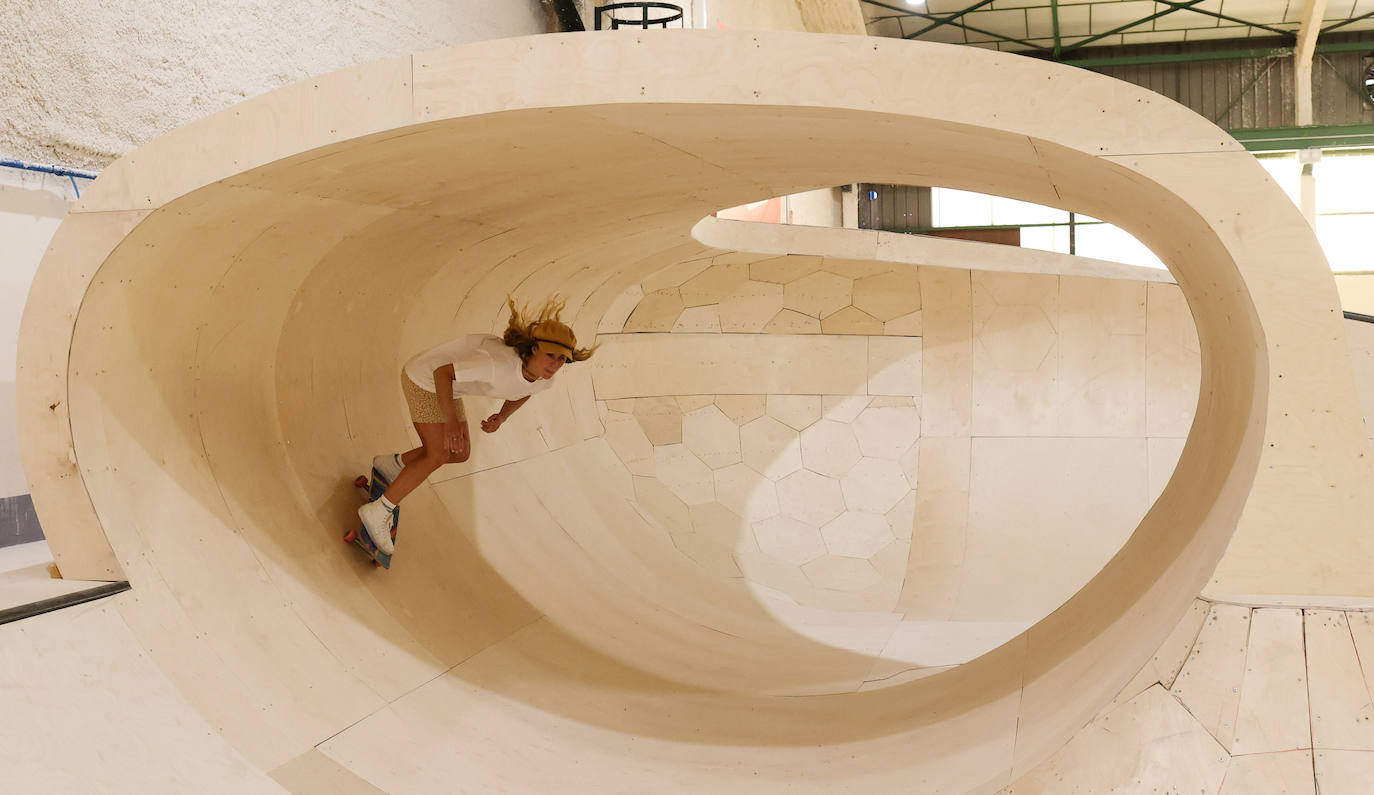 Fotos: Inaugurado en Sopela el surf-skate park con la ola más grande de ...