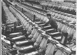 Las ‘Balas rojas’ dicen adiós a España 90 años después | El Correo